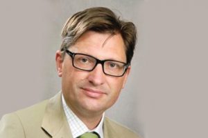 Mr David Hargreaves | Consultant Orthopaedic Surgeon | Cromwell Hospital
