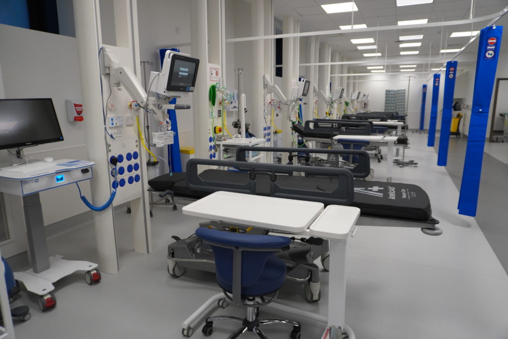 Cromwell Hospital opens new theatre - Cromwell Hospital